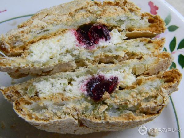 Отзыв о Меренга французская ВкусВилл "С тыквенными семечками и вишней ...