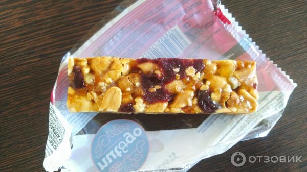 Отзыв о Батончик КДВ Воронеж NUT N GO с арахисом и клюквой | Сытный ...